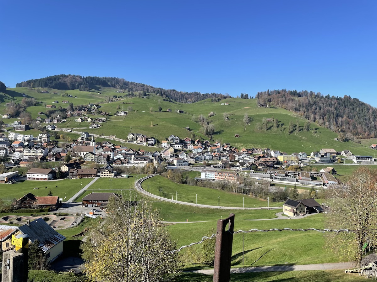 Erlebnisse mit Tieren im Reka Feriendorf Urnäsch – BineLovesLife